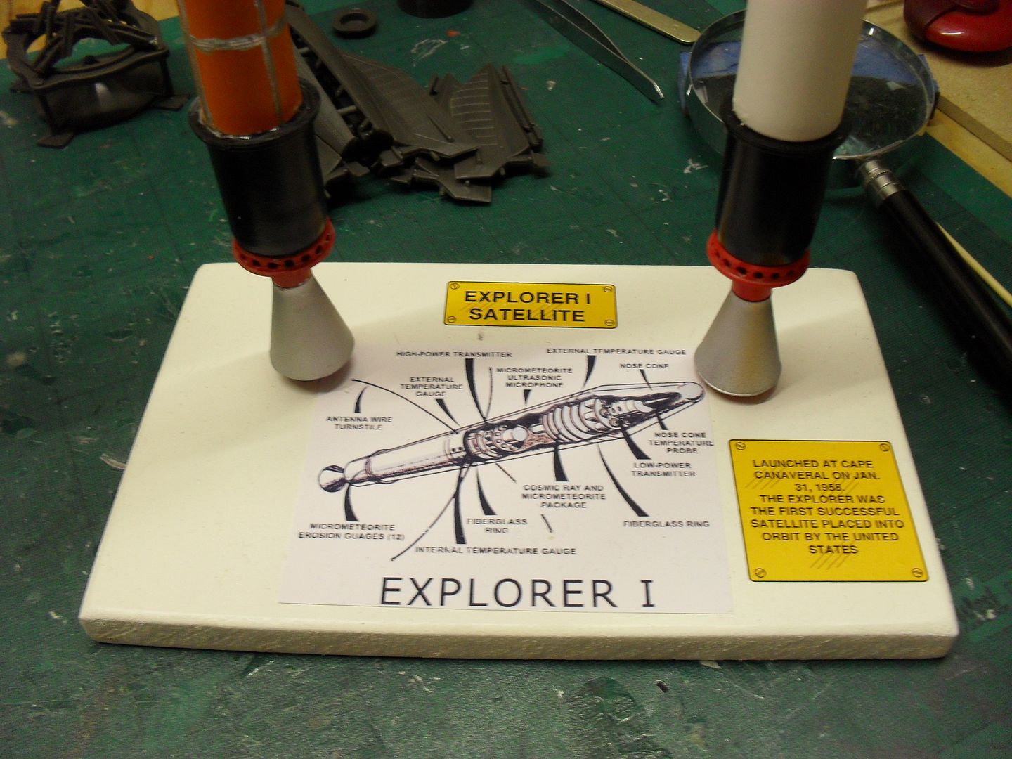 Explorer 1-America,s first Satellite,at 1/6 by Glencoe. - Ready for ...