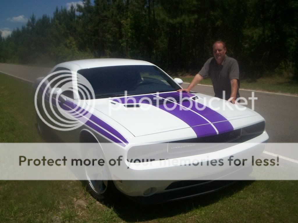 purple stripes on white car - Dodge Challenger Forum: Challenger & SRT8 ...